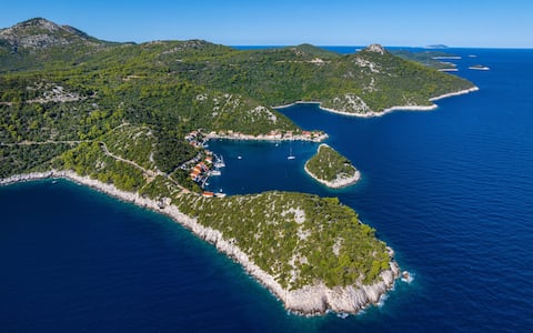 Estate 2026, dove andare: 7 mete insolite vicine all'Italia. I consigli ...