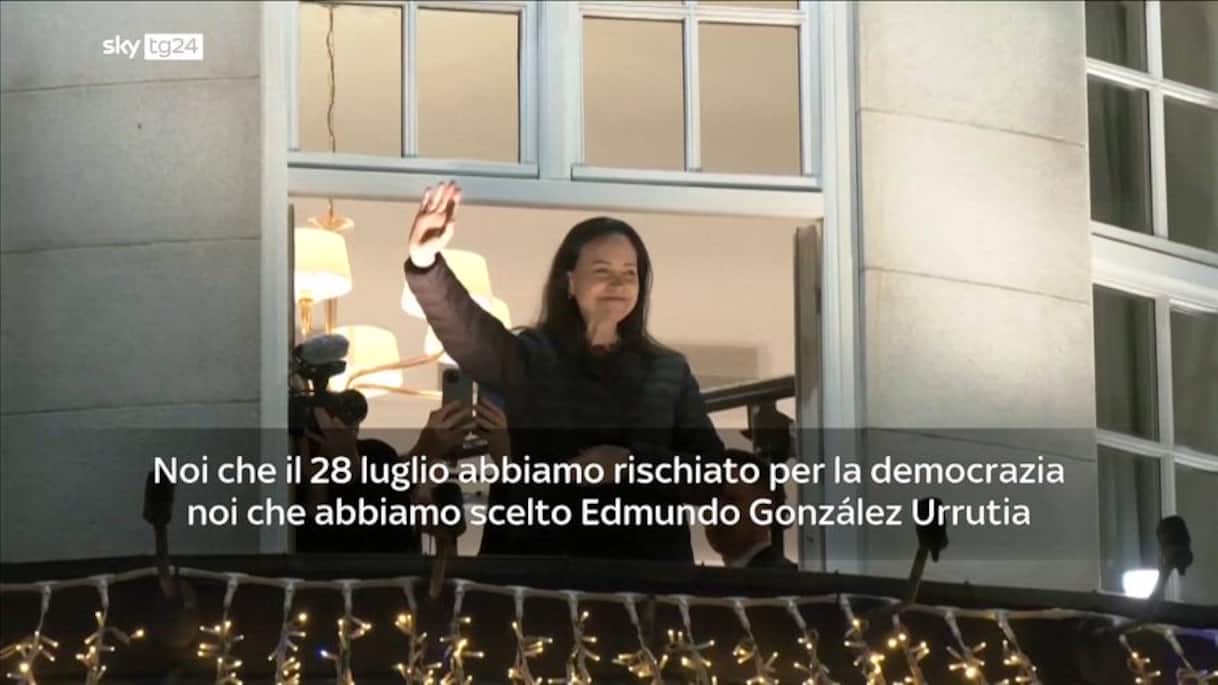 Attacco Venezuela, Machado: siamo pronti a prendere il potere | Video ...